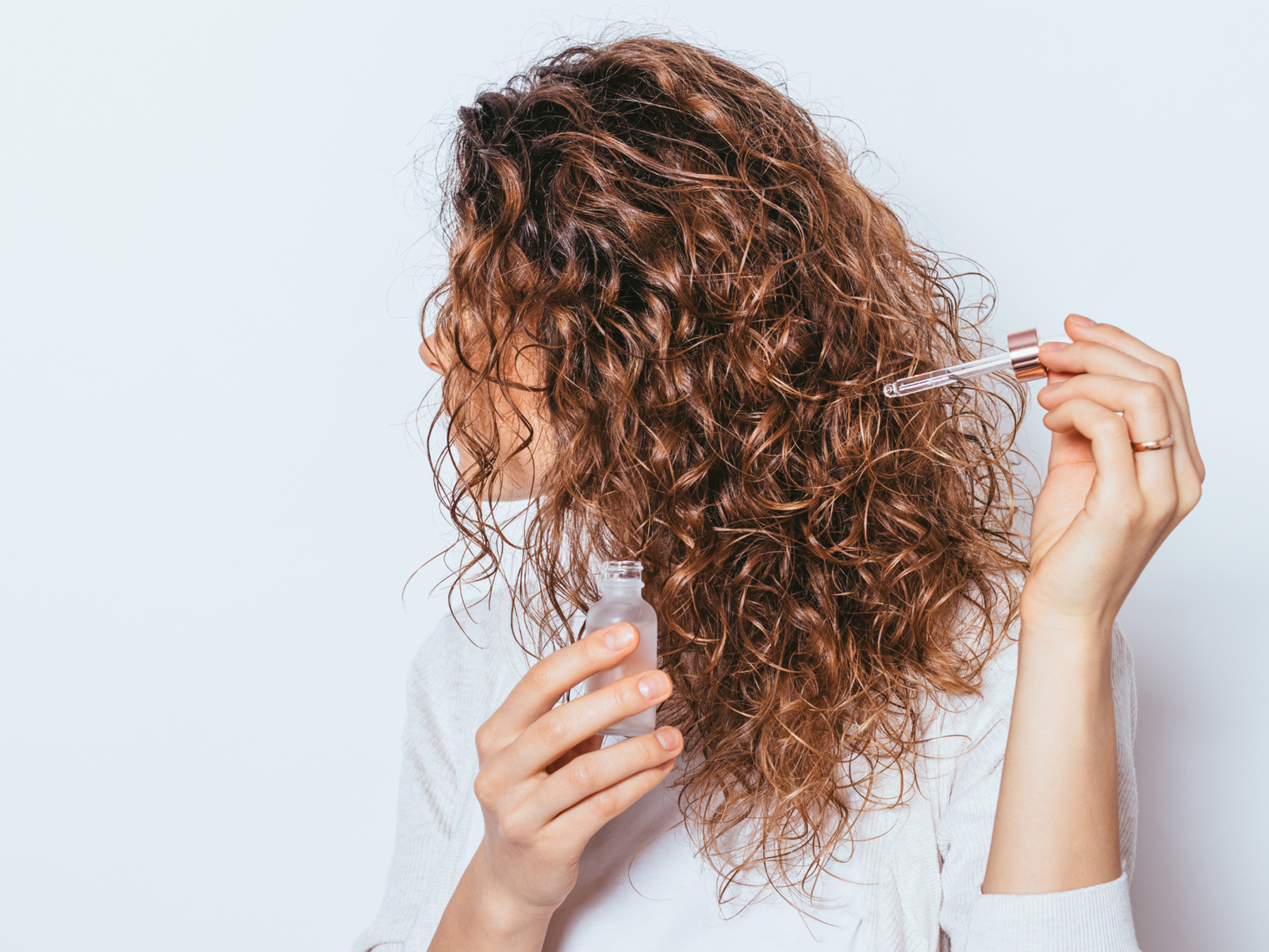 ¡Adiós al frizz! Los mejores productos para cabello chino y ondulado ...